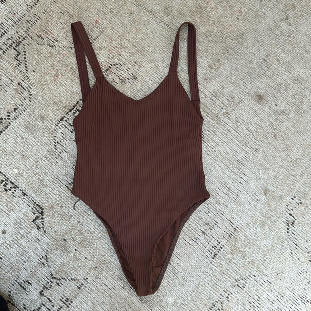 Toast Swim Low Back Ribbed Brown Bathing Suit Size Sm… - Gem
